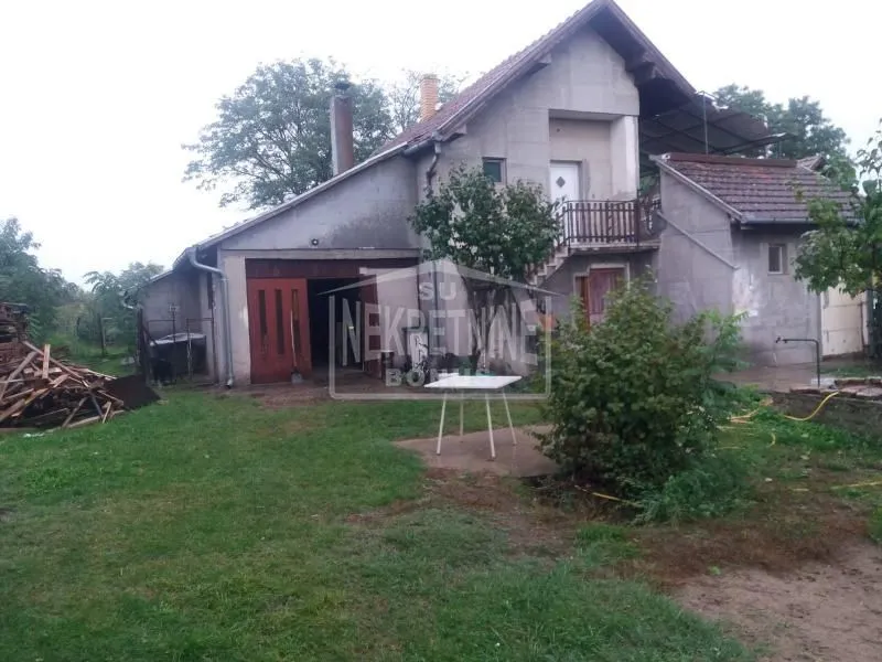 Prodaja, kuća, 249m2, Železničko Naselje, Subotica