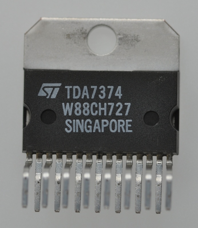 TDA7374 IC KOLO