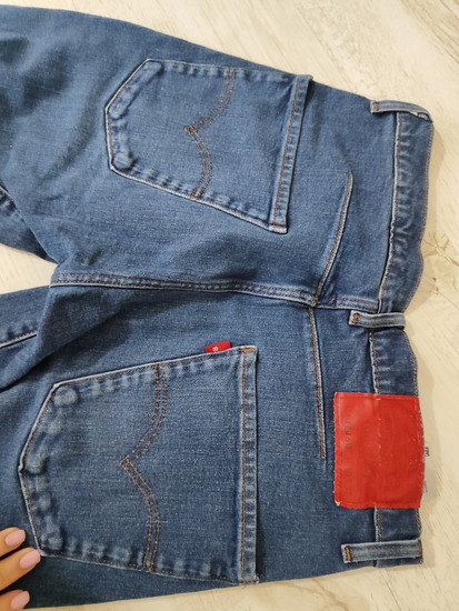 Levis muske farmerice 30