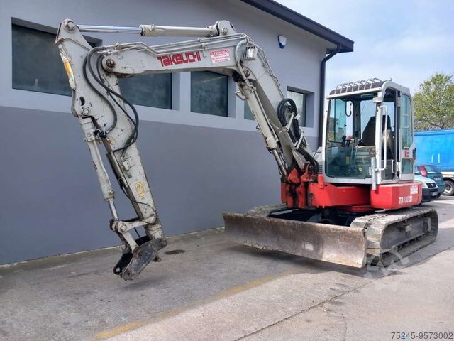 Bageri za puzanje
Takeuchi TB180 FR