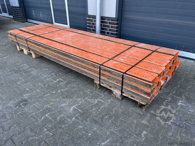 C-section steel girder iron girder
Gesamtlänge: 3.600 mm/ C: 200x80x18 mm/ Materialstärke: 4,00 mm/ orange