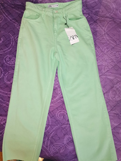 Nove Zara pantalone