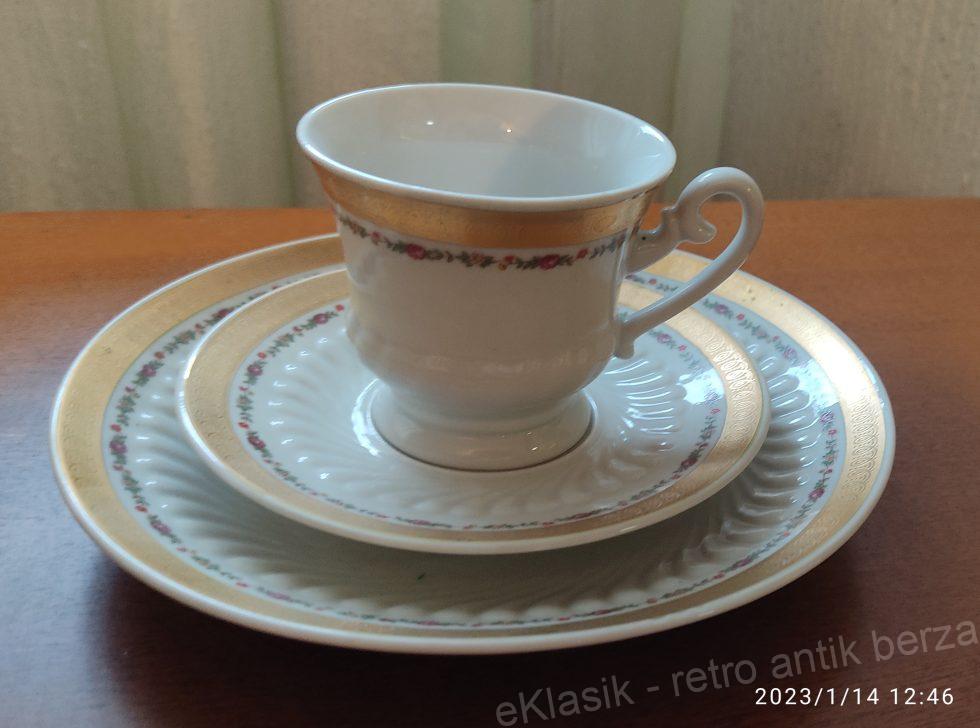 Porcelanski set za čaj i kolač , Zaječar Yugoslavia