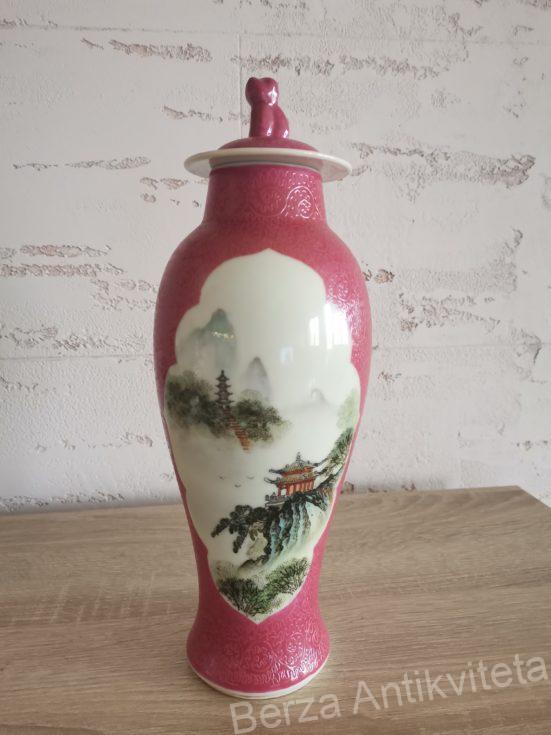 Porcelanska vazna iz Kine