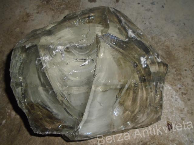 Skulptura od amorfnog kristala 25 kg
