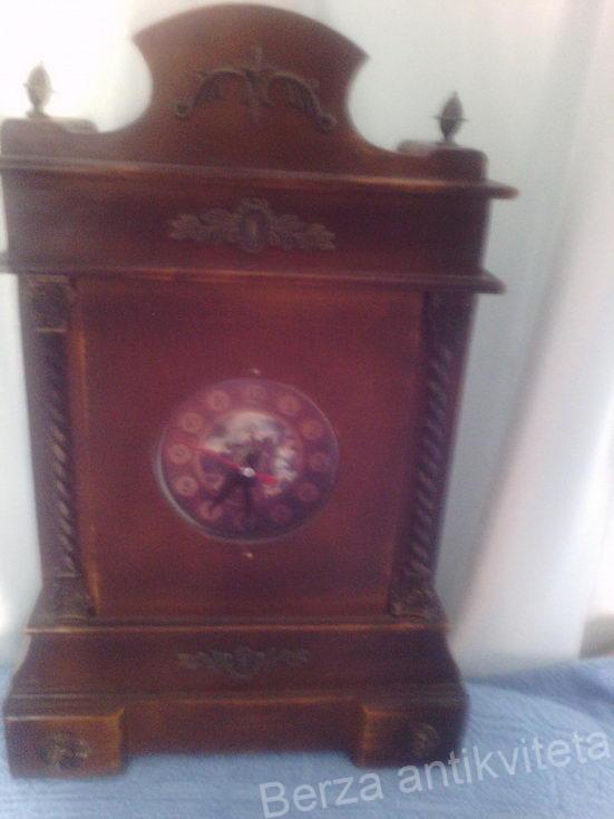 Stari drveni sat