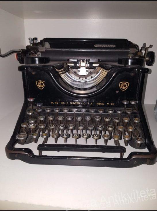 Oliveti m40 mašina za pisanje – pisaca mašina