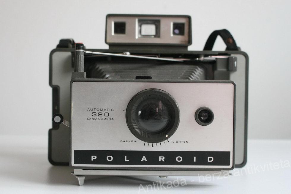 POLAROID automatic 320 land camera