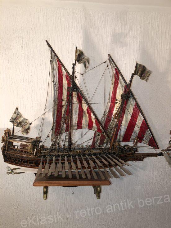 Veliki drveni model brod , GALIJA , ručni rad
