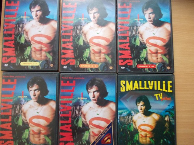 SMALLVILLE - serija- 6 dvd-a - 1 sezona