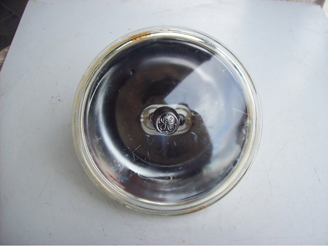 SPOTLAMP General Electric 4435 12V 30W - U.S.A