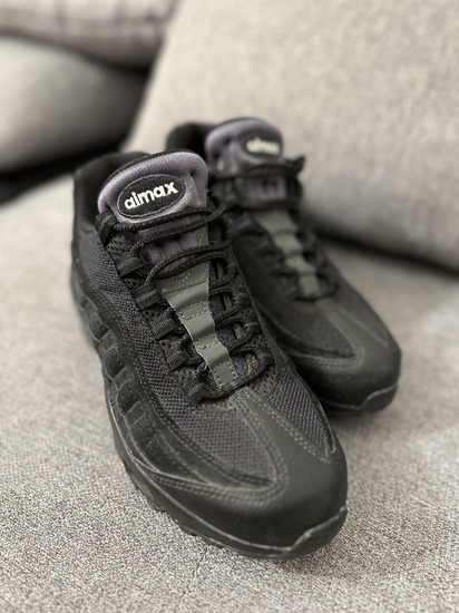 Nike Air Max 95 Essential