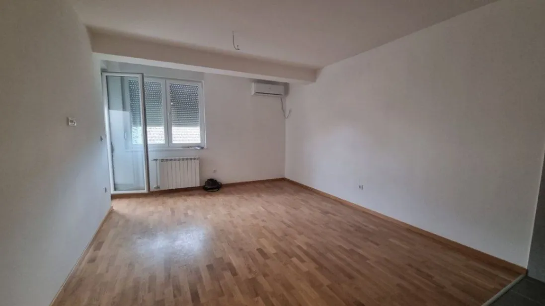 Prodaja, stan, 45m2, Salajka, Novi Sad, Novi Sad