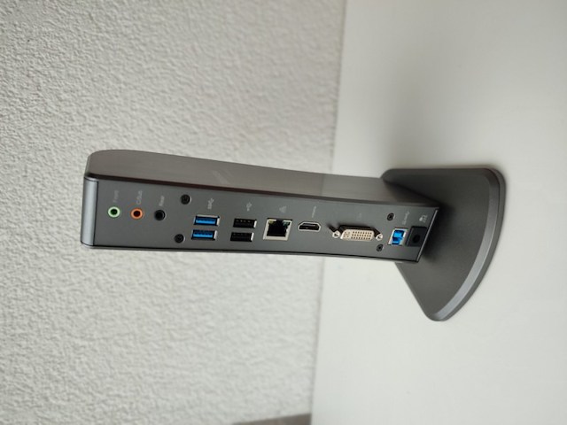 oshiba Dynadock USB 3.0 Docking Station