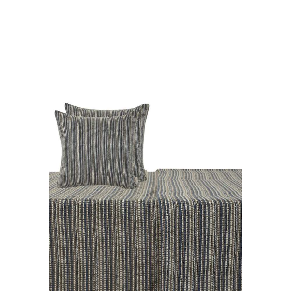 Vakko CUSHIONED THROW