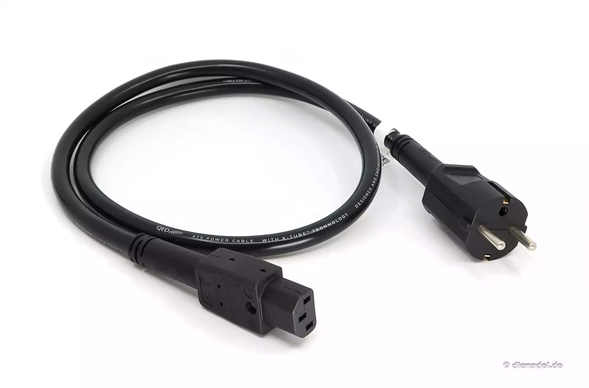 QED XT5 POWER CABLE EU 1M