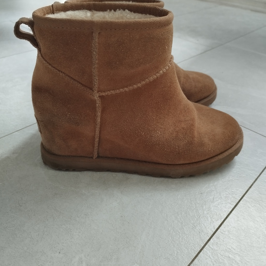 Ugg cizme