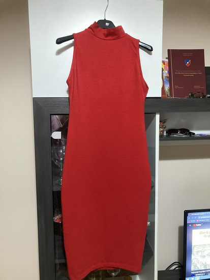 Pamucna crvena uska haljina