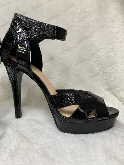 Nine West crne cipele