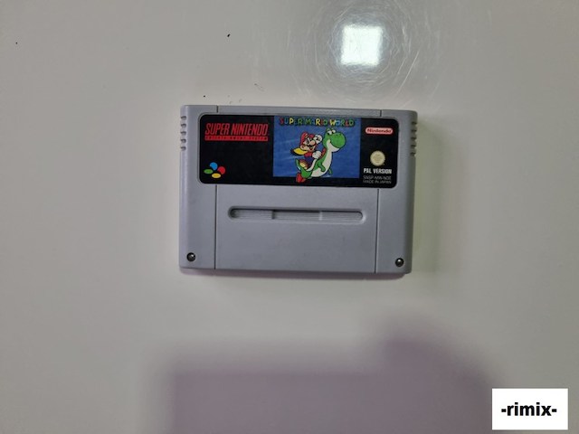 SNES igra - Super Mario world Yoshi island