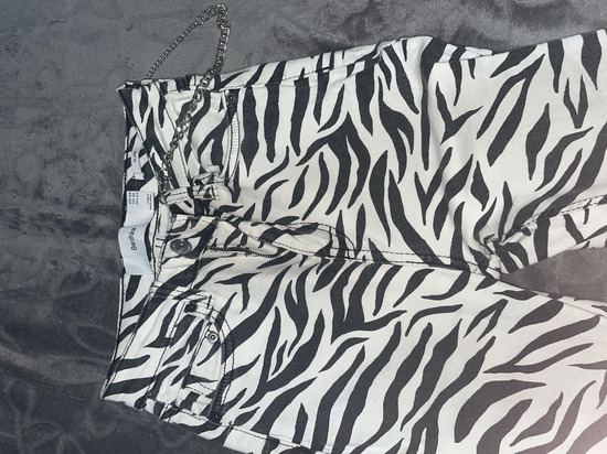 Zebraste farmerice