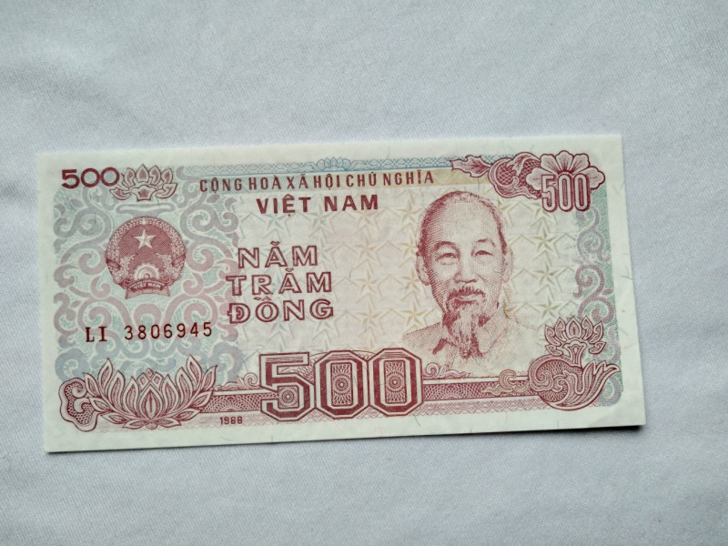 Vijetnam 500 dong,1988 god.UNC