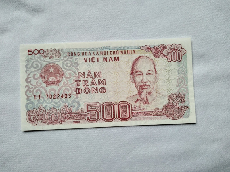 Vijetnam 500 dong,1988 god.UNC