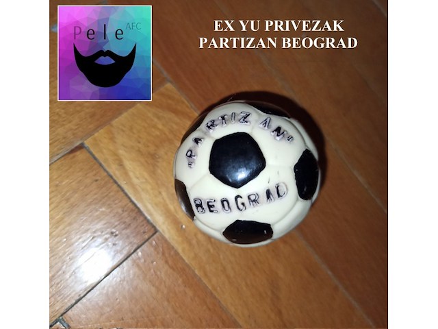EX YU privezak - Partizan Beograd lopta - RARITET