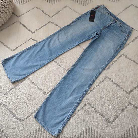Potpuno nove Levi's farmerice