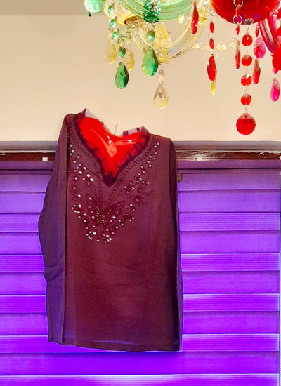 Indian shop bluza sa šljokicama vezom i čipkom