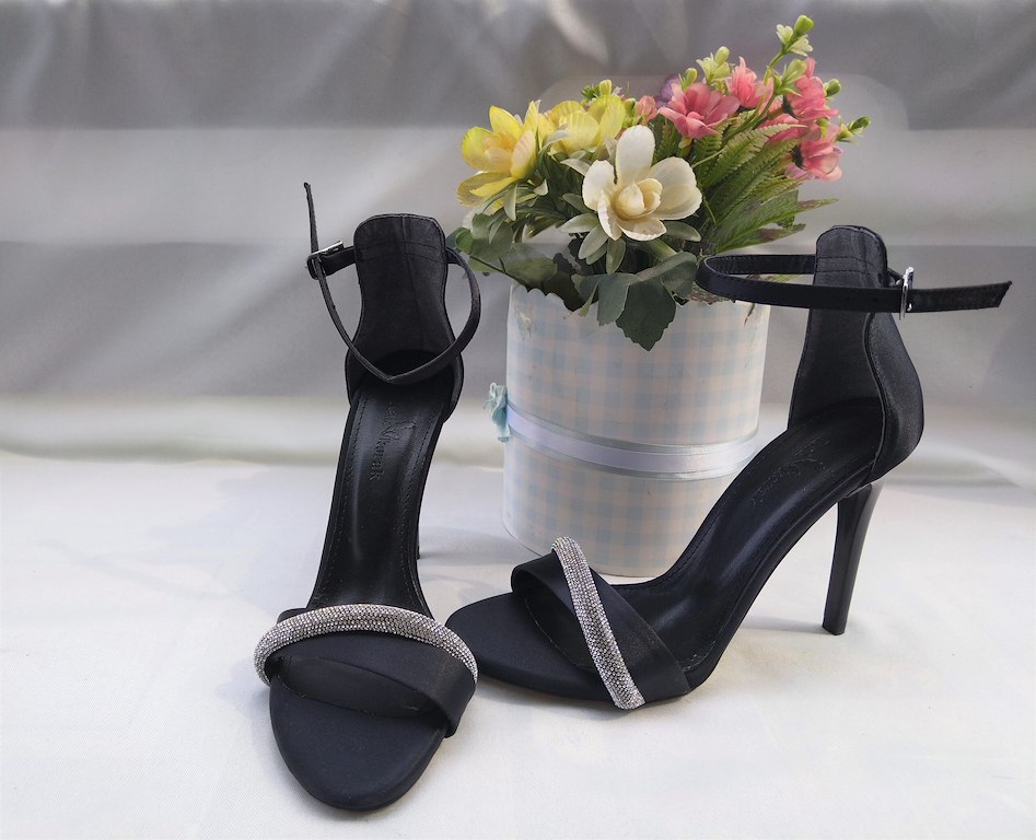 Ženske sandale na štiklu (702 crna saten) crne