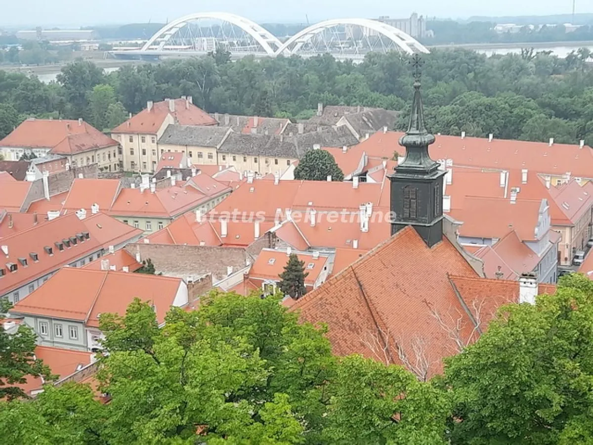 Prodaja, četvorosoban stan, 188m2, Petrovaradin, Novi Sad