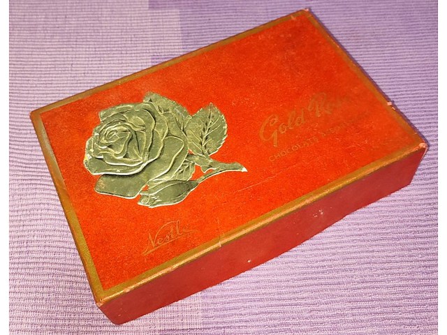 NESTLE Gold Rose vintage stara kutija od bombonjere