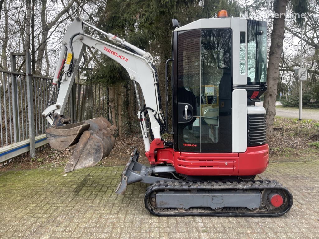 Takeuchi TB23R mini bager