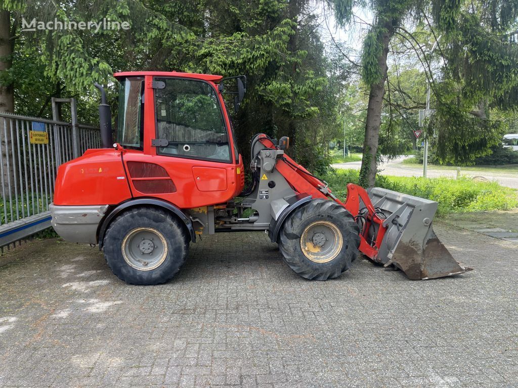 Volvo L25 prednji utovarivač