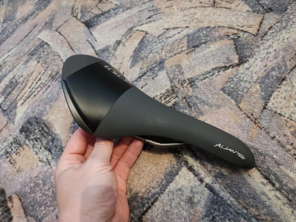 Fizik Aliante R3 regular