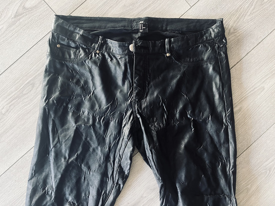 H&M pantalone kozne