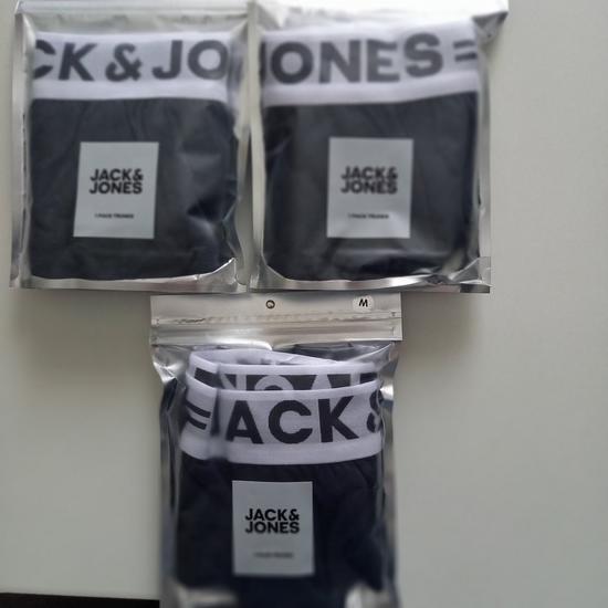 Jack & Jones muške bokserice M 1200din po komadu