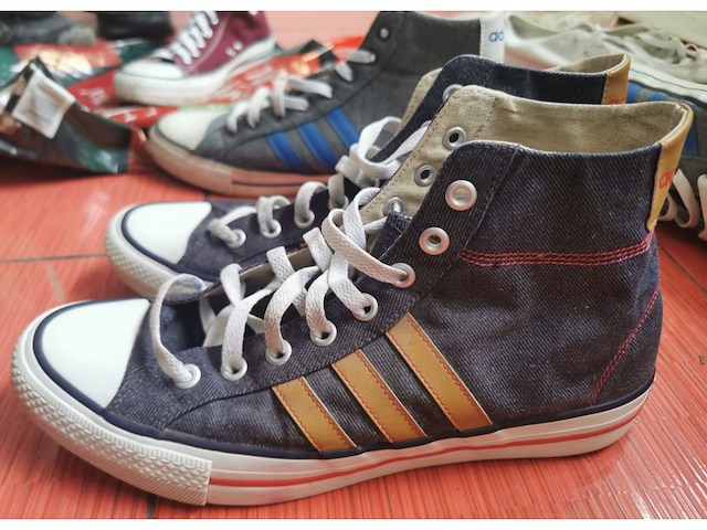 Adidas NEO 44 - ORIGINAL