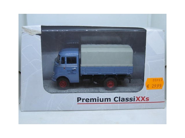 1:43 premium classixxx mercedes L319