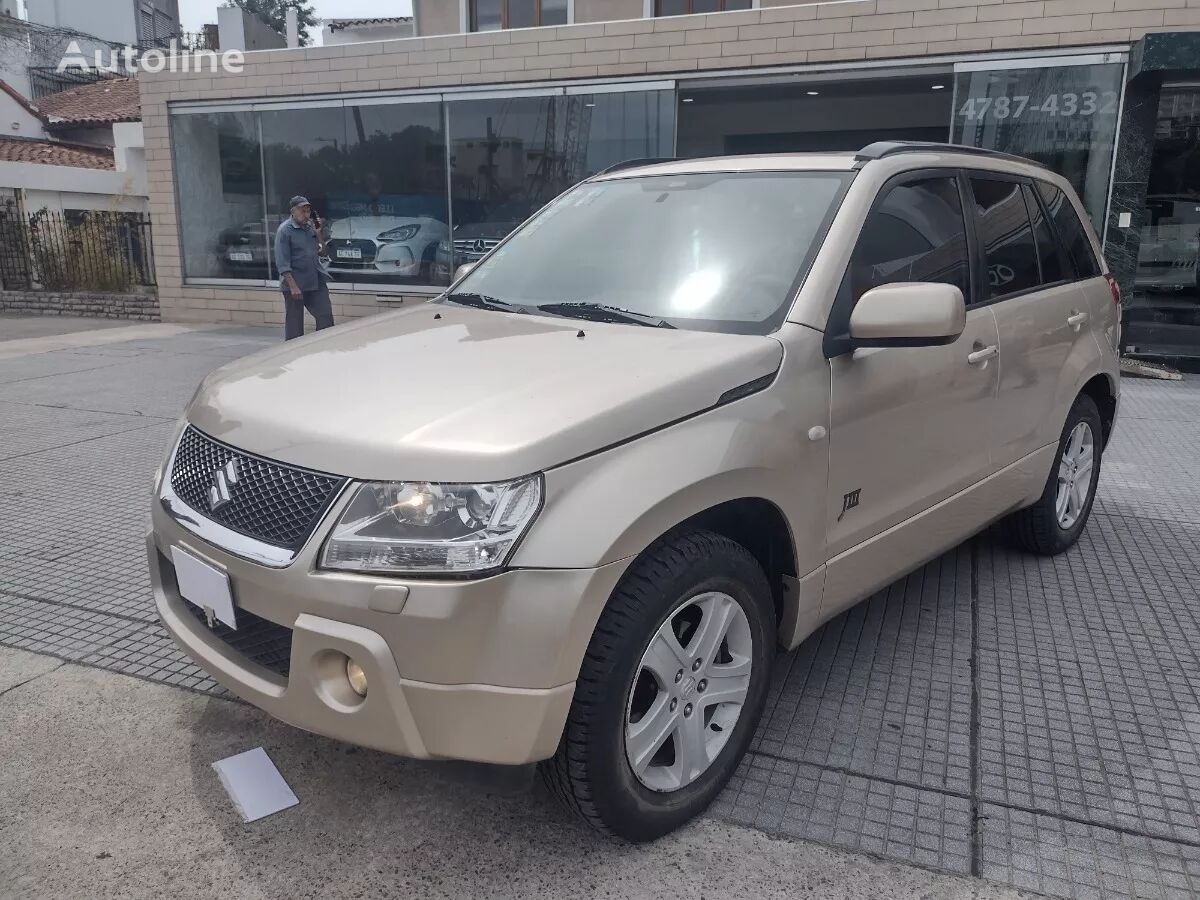 Suzuki Grand Vitara krosover