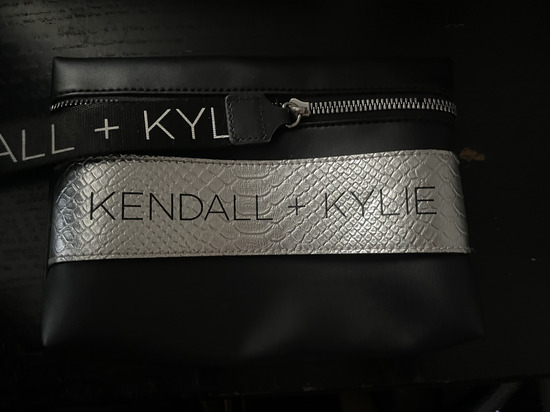 Kendal+Kyline pismo torba