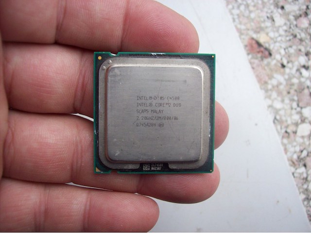 Intel Core 2 Duo E4600(2x 2.20 Ghz, 2Mb, 800 fsb)