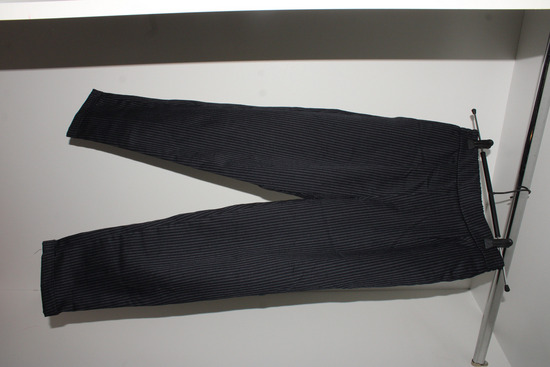Mekane pantalone na linije