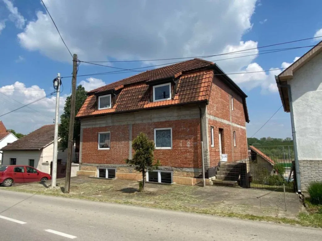 Prodaja, stan, 359m2, Sremski Karlovci, Novi Sad