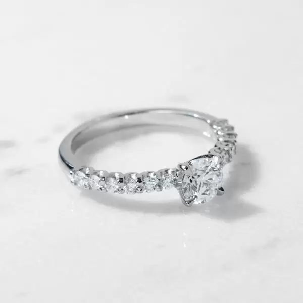 Dijamantski prsten, 3150