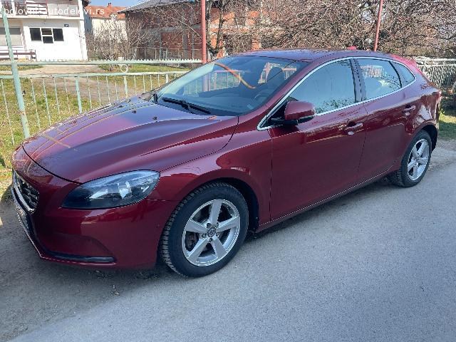 VOLVO V40 DELOVI