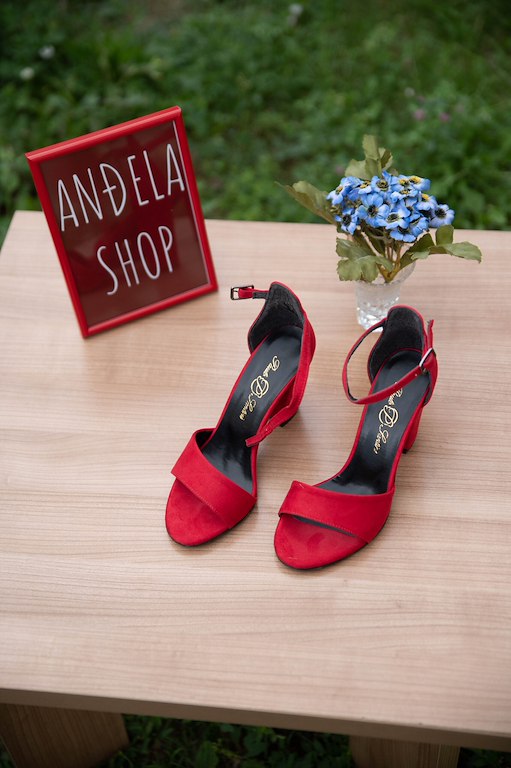 Ženske elegantne sandale na štiklu (2249) crvene
