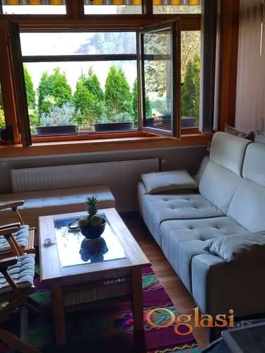 Atraktivan apartman TARA, centar Mokra Gora VLASNIK