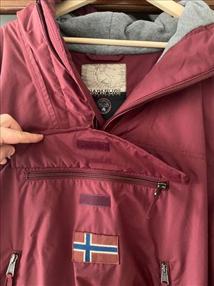 Napapijri muska jakna kupljena u Italiji XL